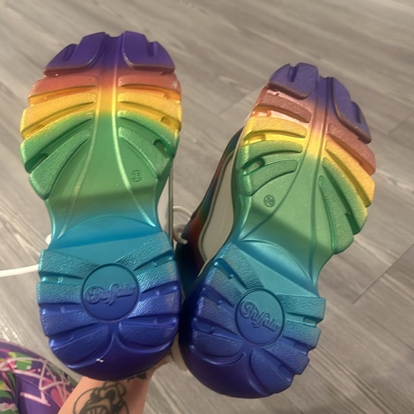 Buffalo David Bitton | Shoes | New Out Of Box Buffalo London Platform ...